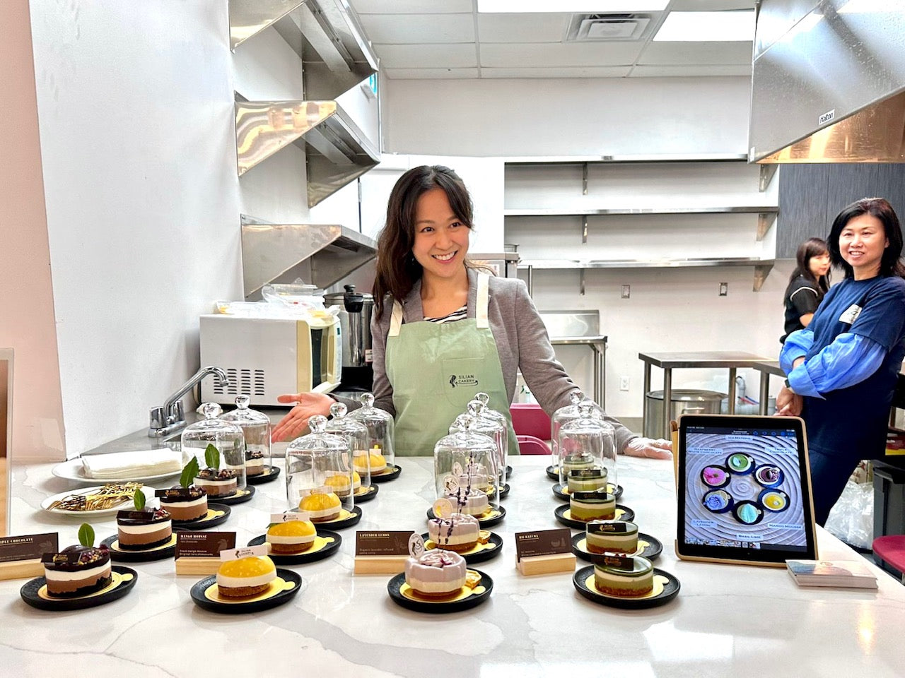 Mini Cake Sponsoring/Cake Decorating workshop in Community Center ...